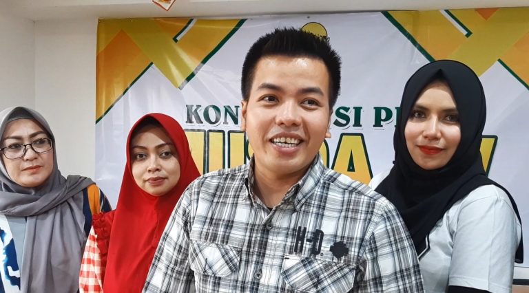 Kandidat Caketum HIPMI Kalsel Ambil Formulir Pendaftaran