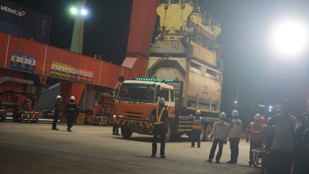 56 Ton Liquid Oksigen Cair Bagi Pasien COVID-19 Tiba di Kalsel